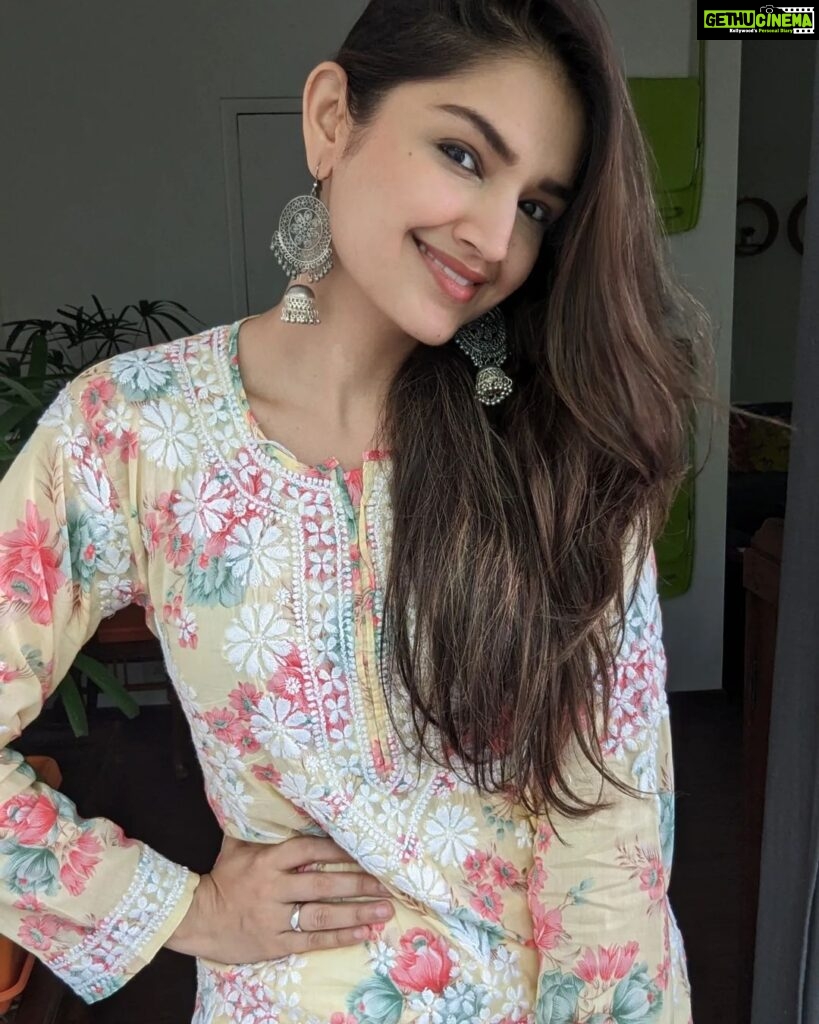 Actress Tara Alisha Berry HD Photos and Wallpapers July 2023 - Gethu Cinema