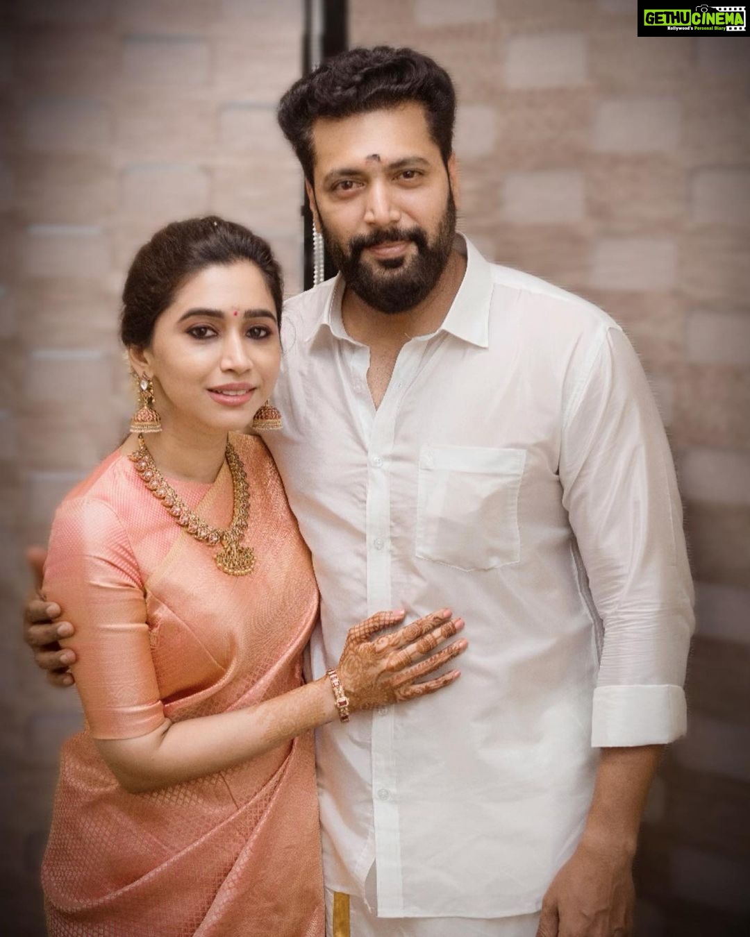 Actress Aarthi HD Instagram Photos and Wallpapers February 2022 | Gethu ...