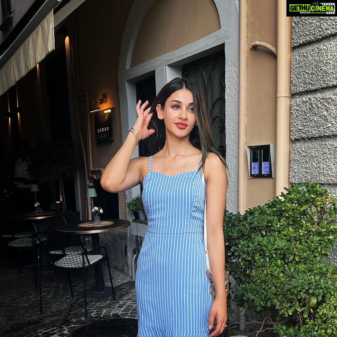 Aditi Arya Instagram – She gets too hungry, for dinner at eight. Como, Italy | Gethu Cinema