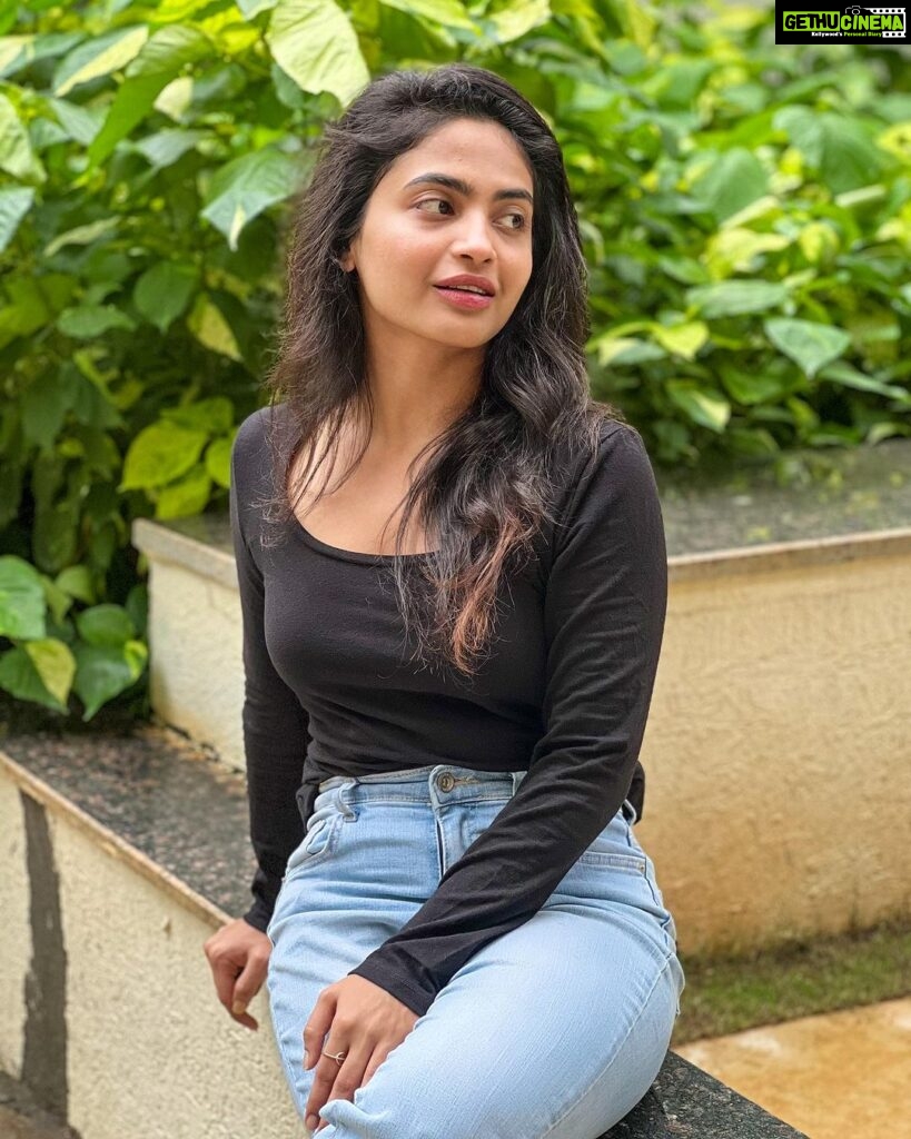 Actress Alekhya Harika HD Instagram Photos and Wallpapers August 2023 ...