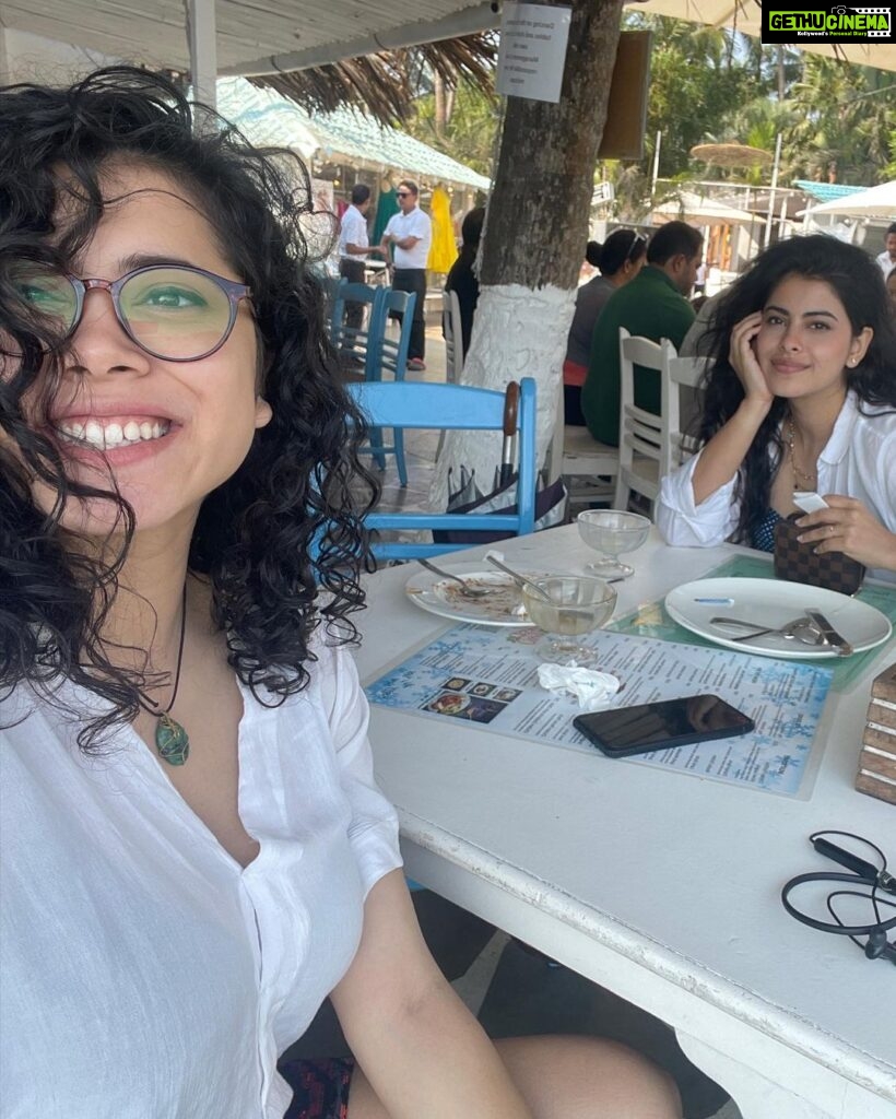 Actress Anisha Victor HD Instagram Photos and Wallpapers April 2023 ...