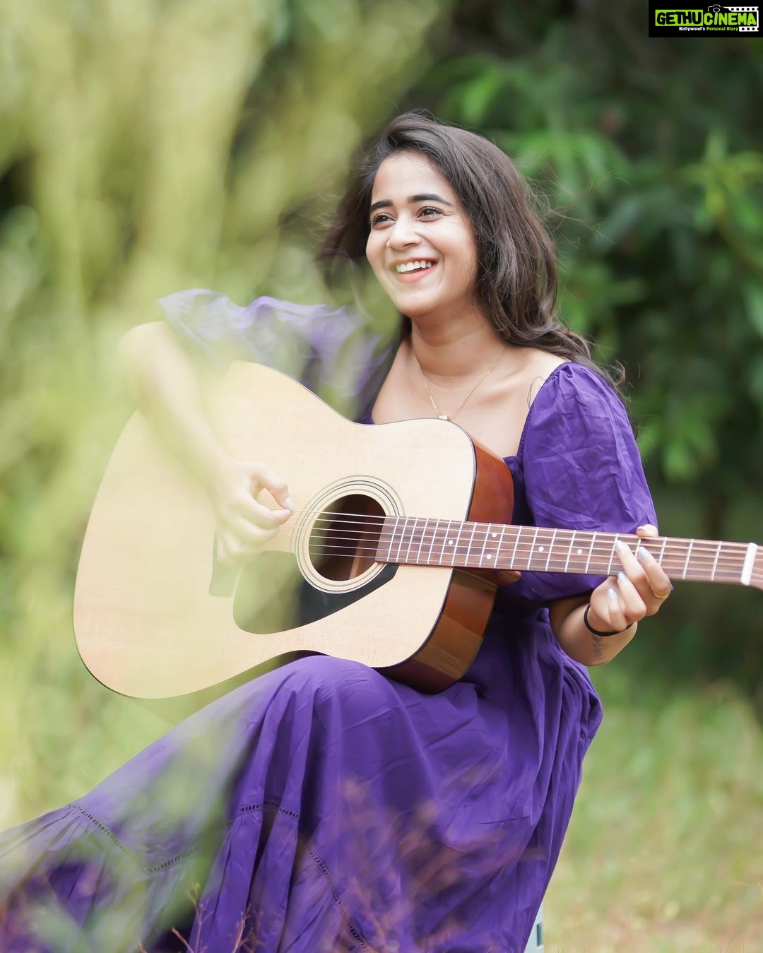 Deepthi Sunaina Instagram – 🌸 #deepthisunaina . . . . 📸: @anudeep_reddy ...