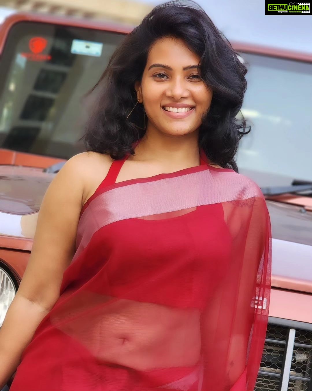 Actress Dhivya Duraisamy HD Instagram Photos and Wallpapers September ...