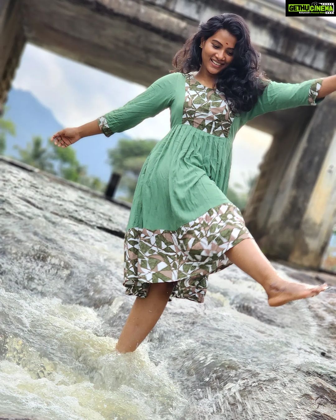 Dhivya Duraisamy Instagram – 💚 PC @palani_actor | Gethu Cinema