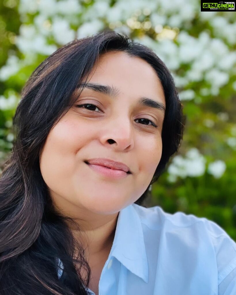 Actress Divya Spandana HD Instagram Photos and Wallpapers August 2023 | Gethu Cinema