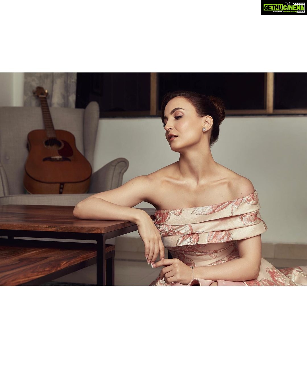 Actress Elli AvrRam HD Instagram Photos and Wallpapers January 2023 ...
