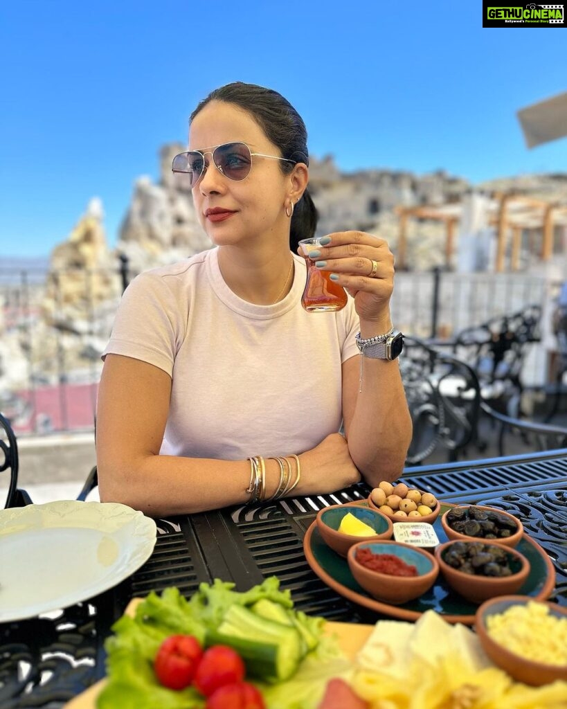 Actress Gul Panag HD Instagram Photos and Wallpapers July 2023 | Gethu ...
