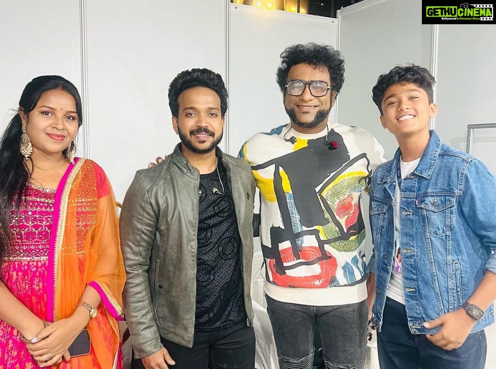 Singer Haricharan HD Instagram Photos and Wallpapers September 2023 ...