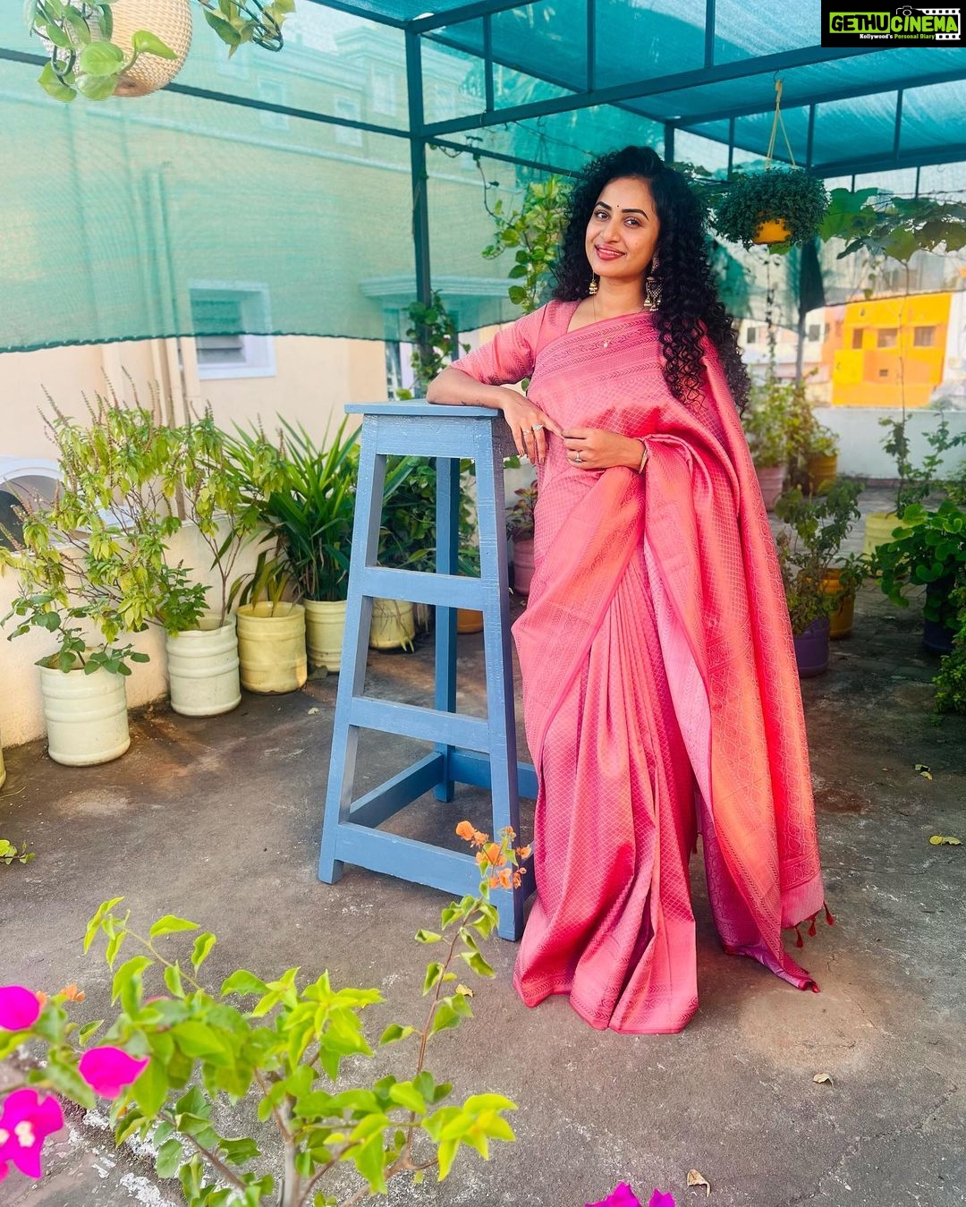 Actress Janani Ashok Kumar HD Instagram Photos and Wallpapers March ...