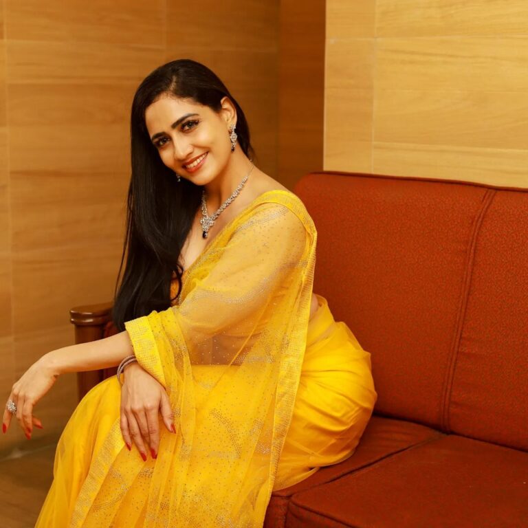 Komal Sharma Wiki, Biography, Age, Gallery, Spouse and more