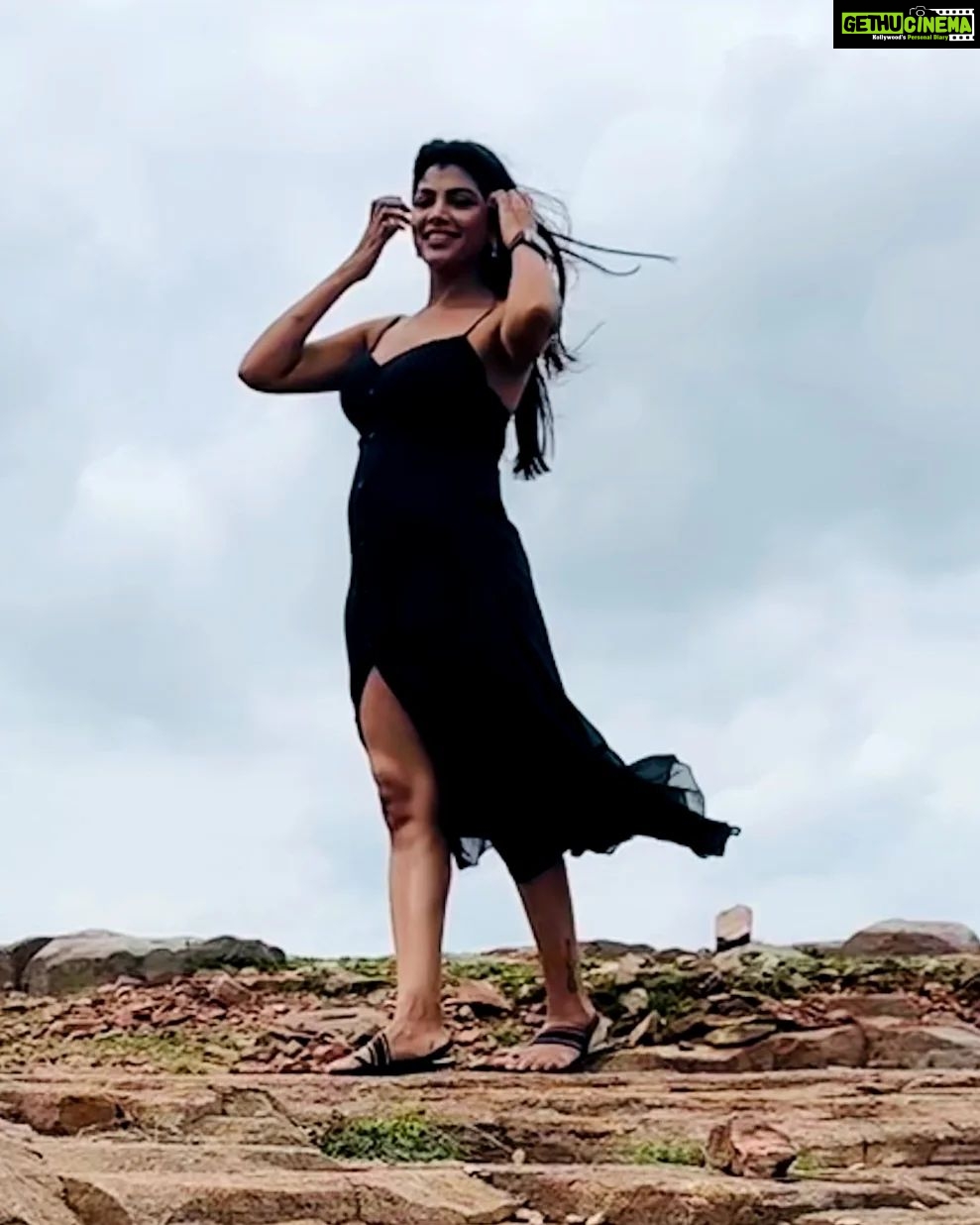 Actress Lahari Shari HD Instagram Photos and Wallpapers August 2023 ...