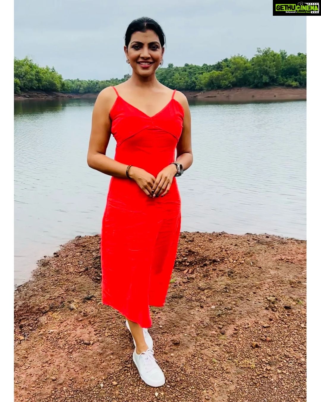 Actress Lahari Shari HD Instagram Photos and Wallpapers July 2023 ...