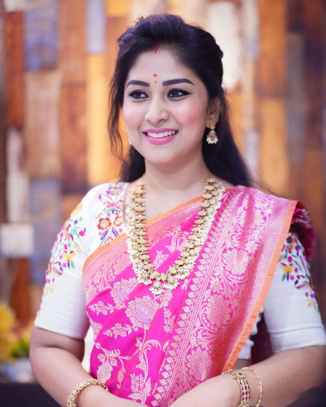 Actress Manjula Paritala HD Photos and Wallpapers August 2023 | Gethu ...