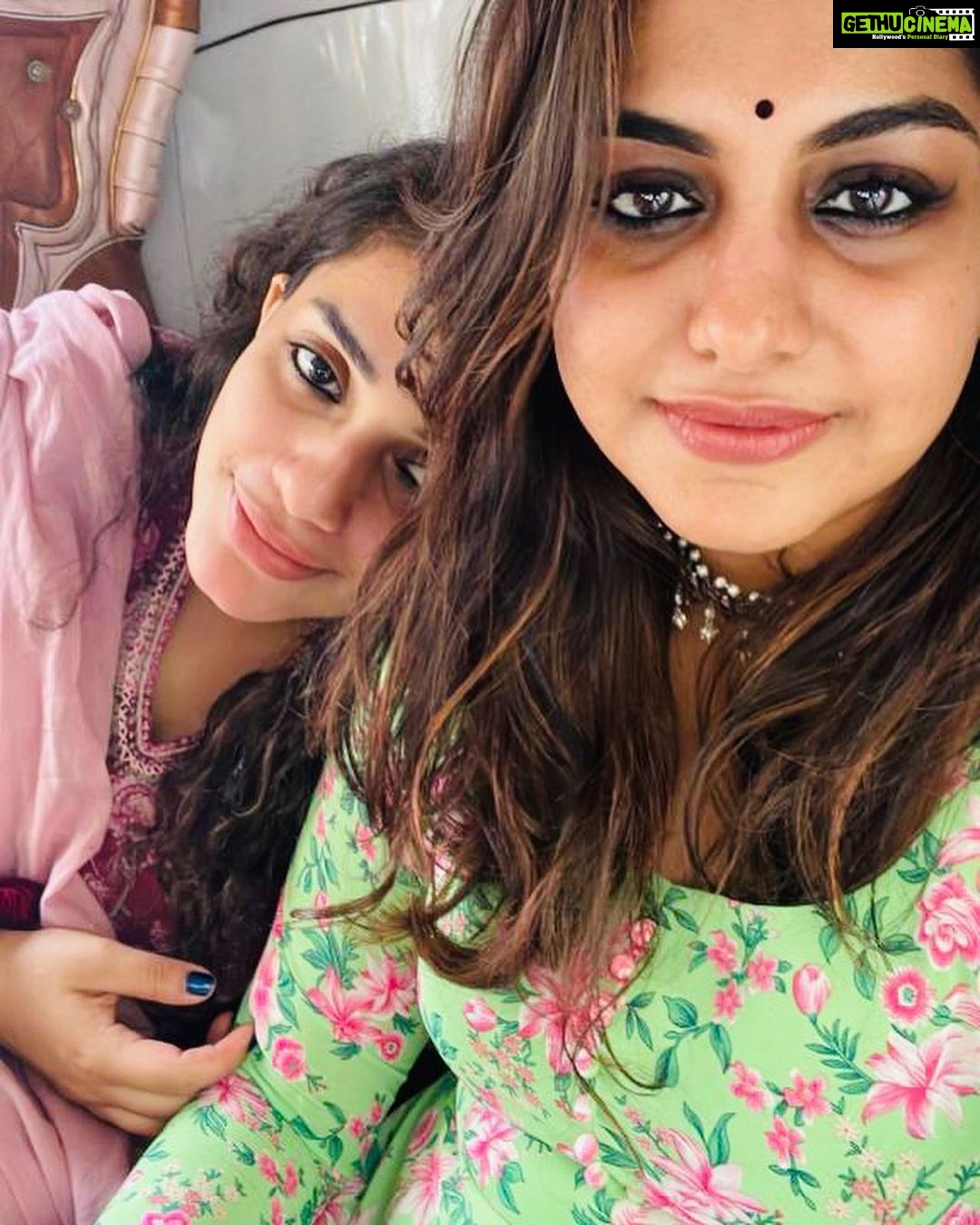 Actress Meera Nandan HD Instagram Photos and Wallpapers May 2023 ...