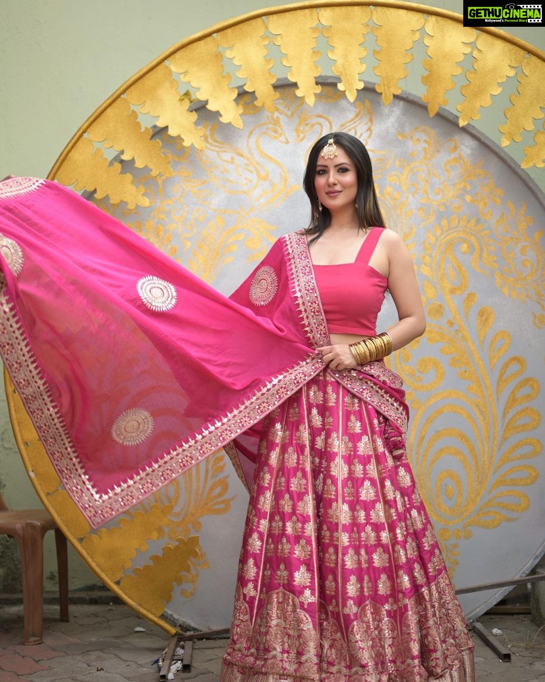 Pooja Bose Instagram – Watch #dancebangladance tonight at 9.30pm only ...