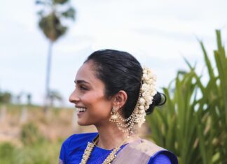 Singer Pragathi Guruprasad Wiki, Biography, Age, Gallery, Spouse and more
