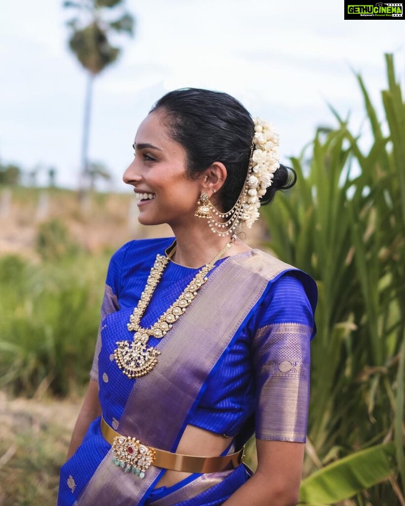 Singer Pragathi Guruprasad HD Instagram Photos and Wallpapers October 2023 | Gethu Cinema