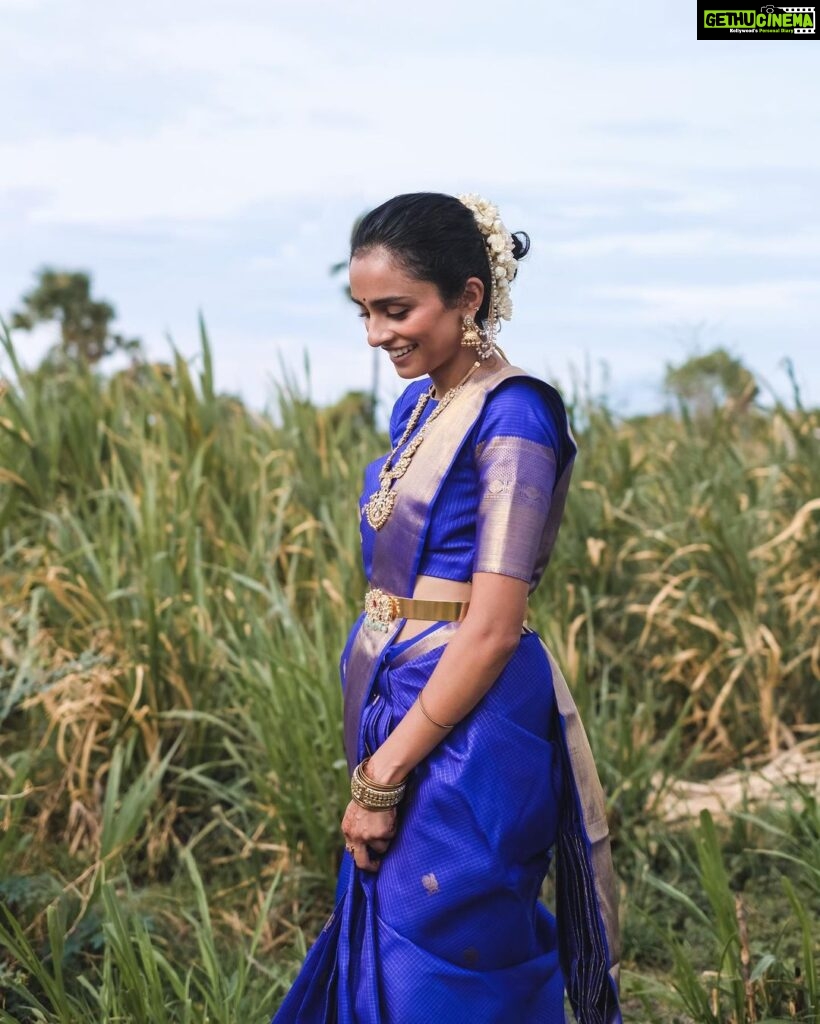 Singer Pragathi Guruprasad HD Instagram Photos and Wallpapers October ...