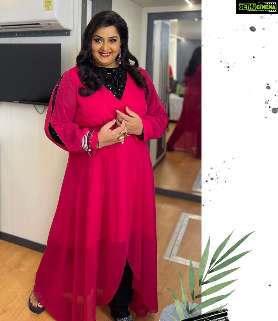 Actress Radha HD Instagram Photos and Wallpapers August 2023 | Gethu Cinema