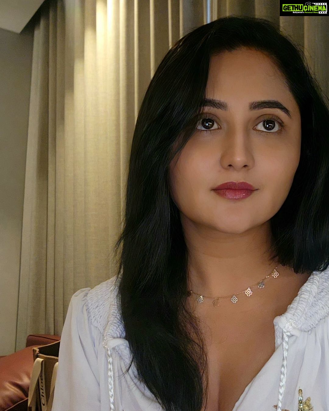 Actress Rashami Desai HD Instagram Photos and Wallpapers September 2023 ...