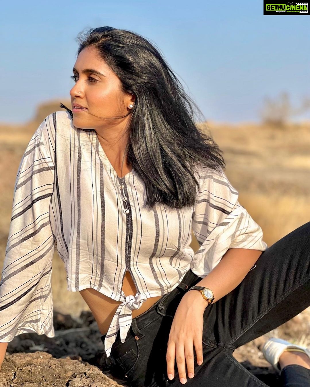 Actress Rinku Rajguru HD Instagram Photos and Wallpapers July 2023 ...