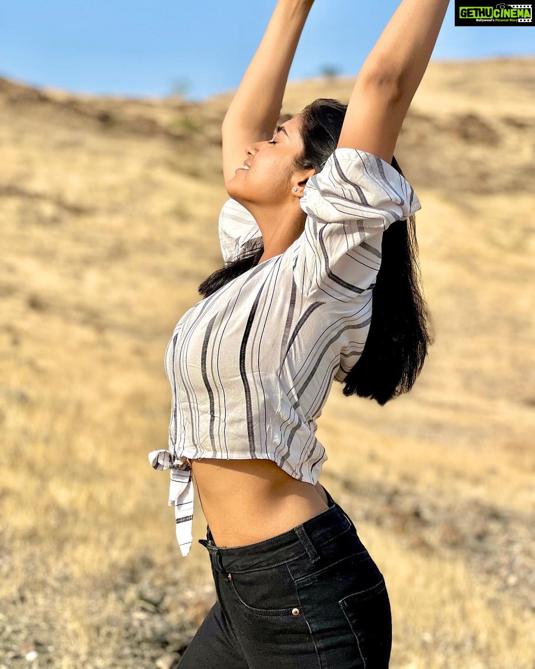 Actress Rinku Rajguru HD Instagram Photos and Wallpapers July 2023 ...