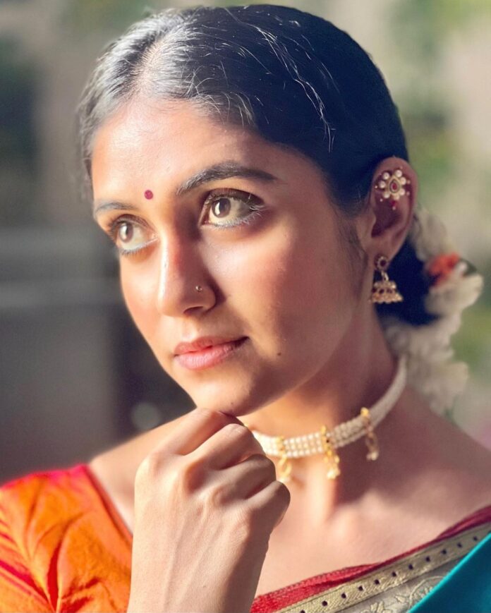 Actress Rinku Rajguru HD Photos and Wallpapers July 2023 - Gethu Cinema