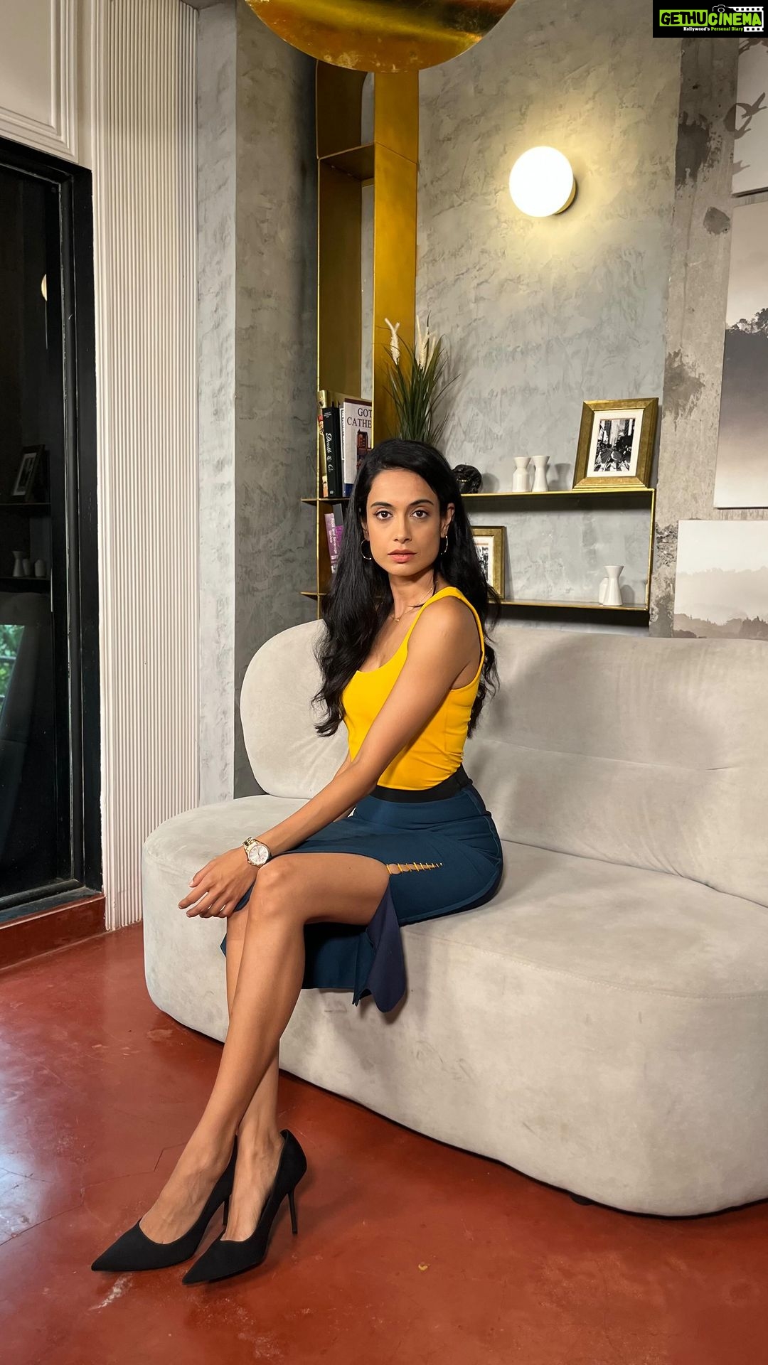 Sarah Jane Dias Feet