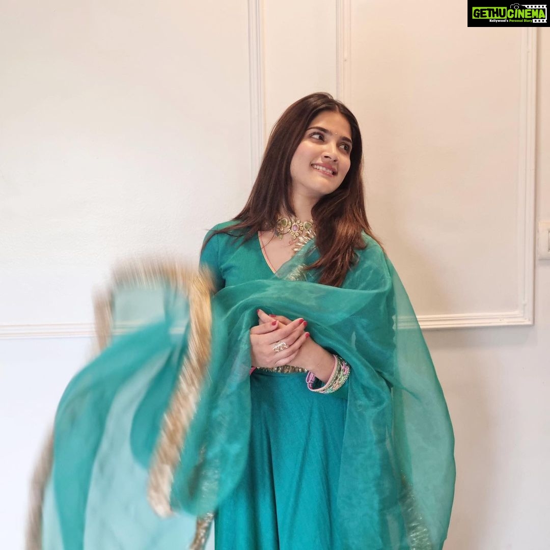 Sayli Patil Instagram Let Your Light Shine Outfit By