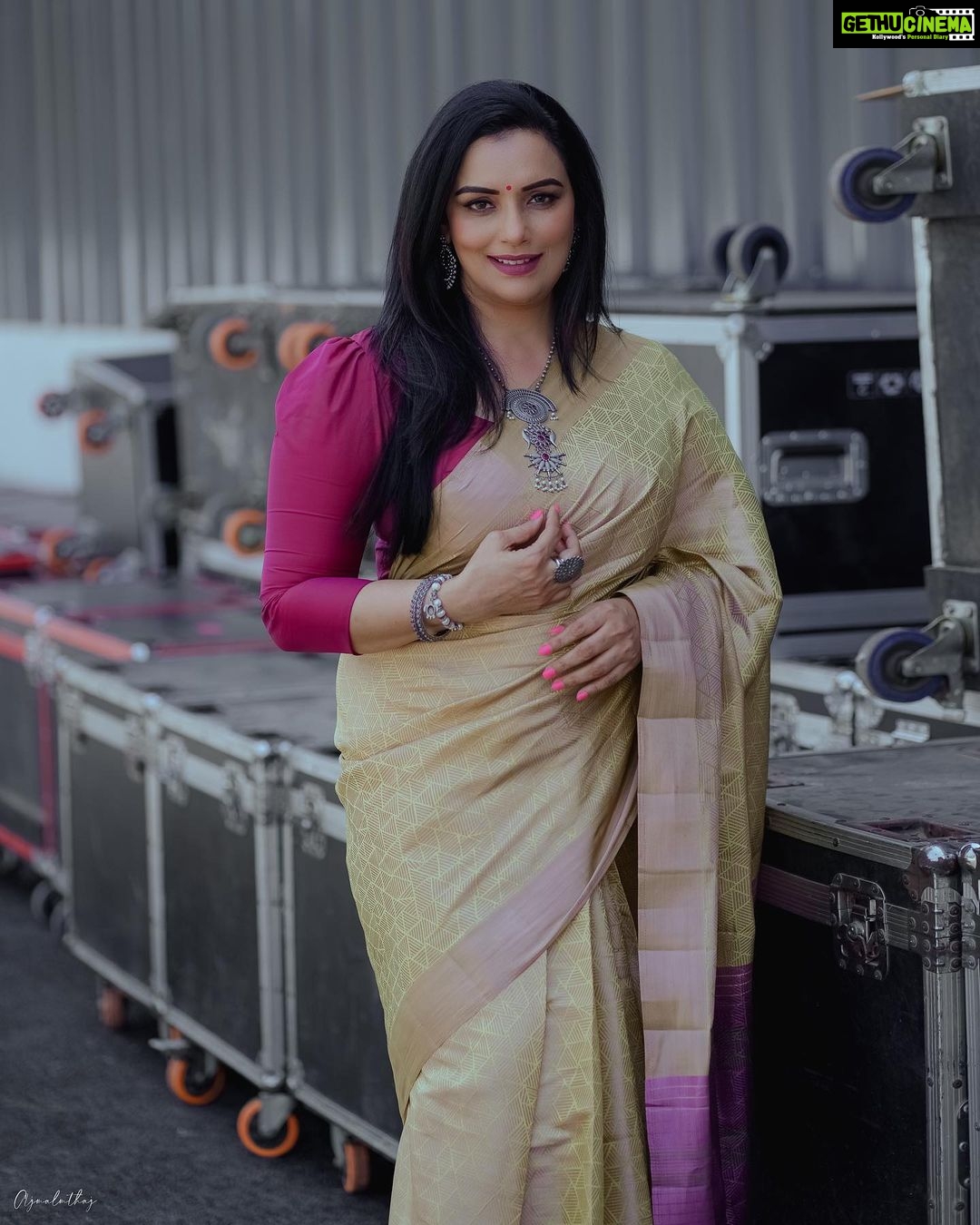 Actress Shweta Menon HD Instagram Photos and Wallpapers September 2023 ...