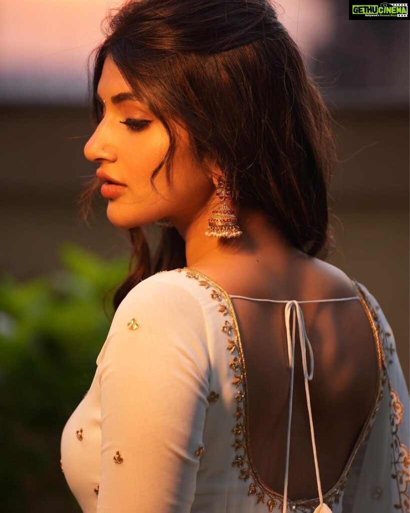 Actress Sreeleela HD Instagram Photos and Wallpapers October 2023 ...