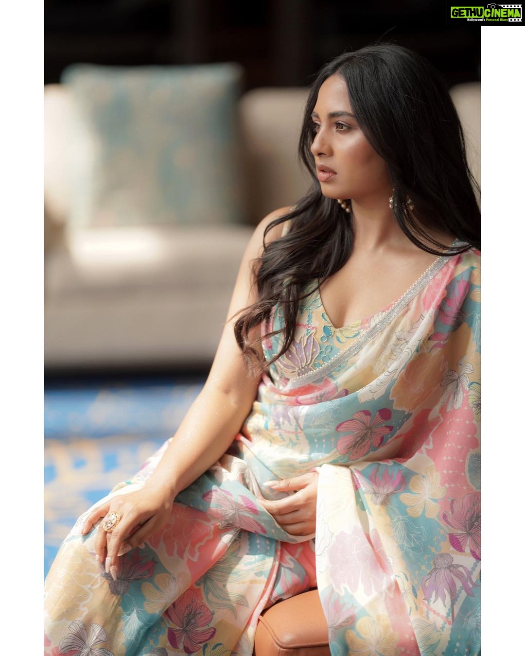 Actress Srushti Dange HD Instagram Photos and Wallpapers September 2023 | Gethu Cinema