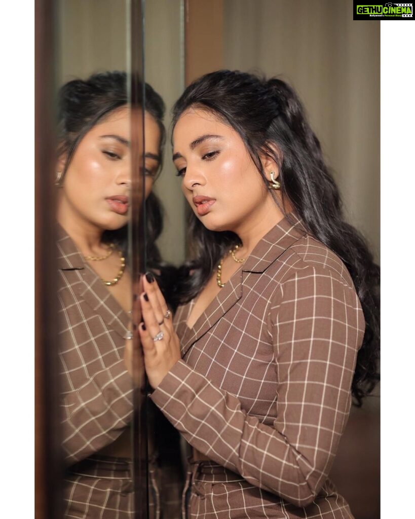 Actress Srushti Dange HD Instagram Photos and Wallpapers July 2023 ...