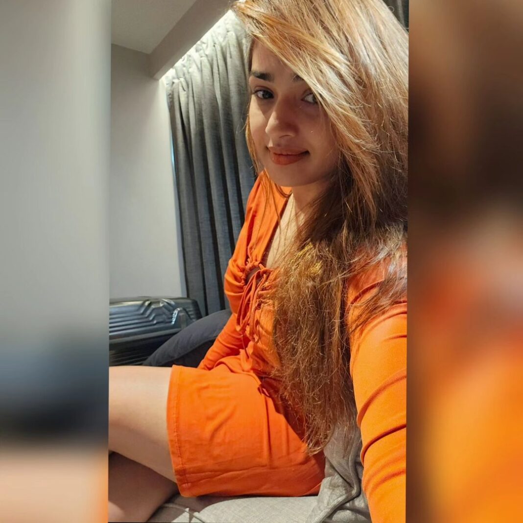 Actress Vidhya Mohan HD Photos and Wallpapers September 2023 - Gethu Cinema
