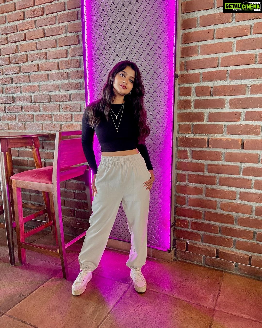 Actress Aishani Shetty HD Instagram Photos and Wallpapers October 2023 ...