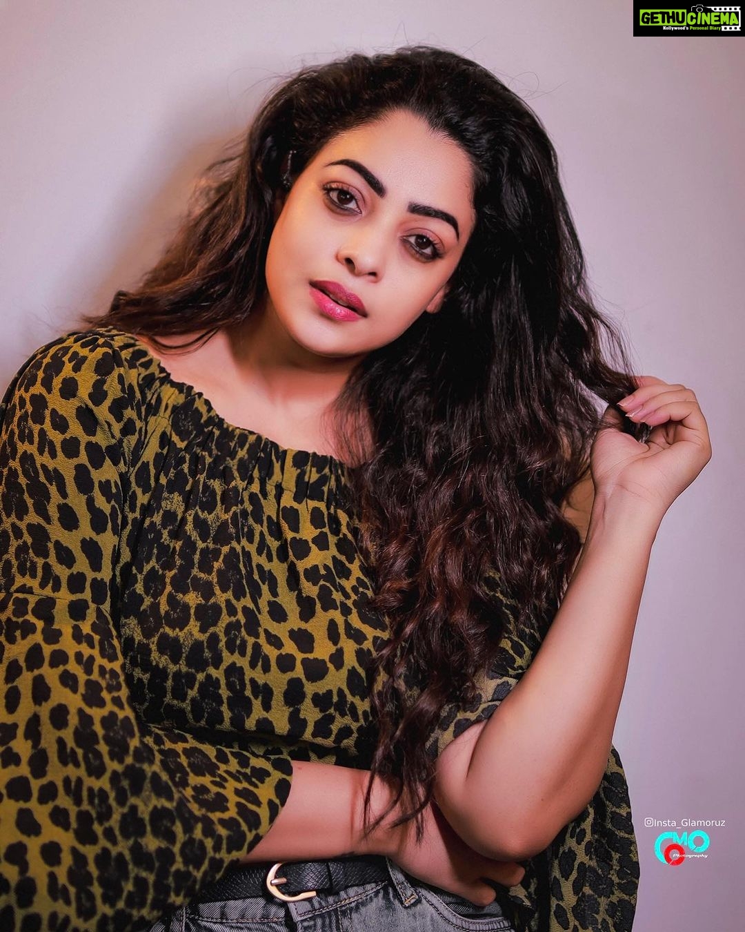 Anjali Rao Instagram – Photography: @photography_como Collab : @insta ...