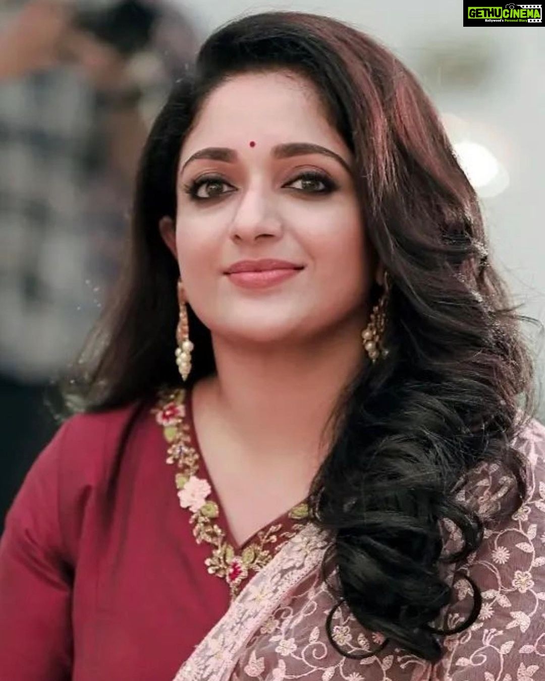 Anu Sithara Instagram – Happy bday kavyechiiii🎂♥️ ...