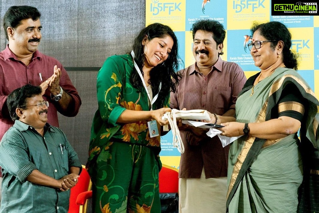 Anumol Instagram – All about yesterday !!! Kairali Sree Nila Theatre ...