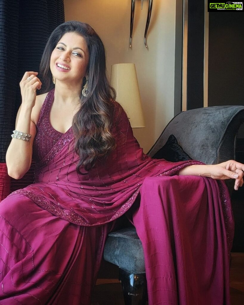 Actress Bhagyashree HD Instagram Photos and Wallpapers March 2023 | Gethu Cinema
