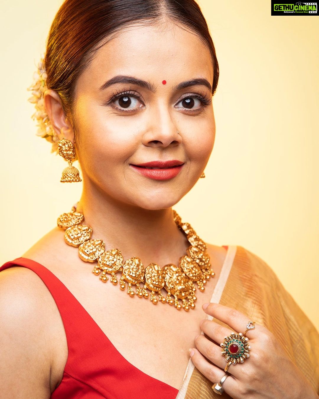 Actress Devoleena Bhattacharjee HD Instagram Photos and Wallpapers ...