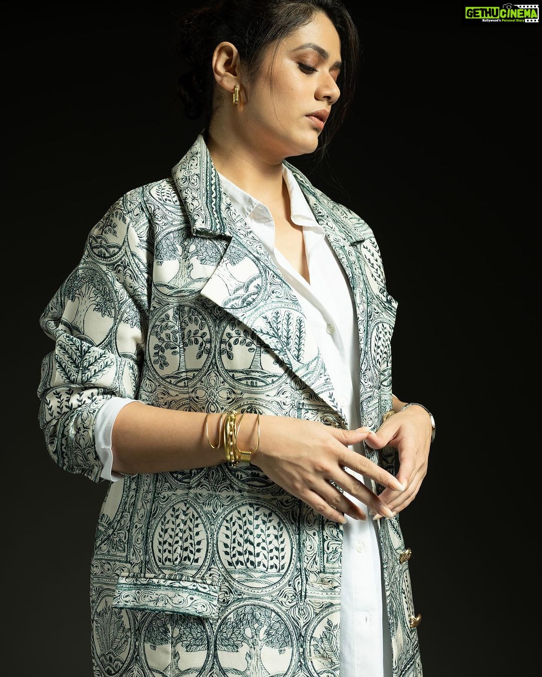 Girija Oak Instagram – Throwback to Jawan promotions 🤍 Also how ...