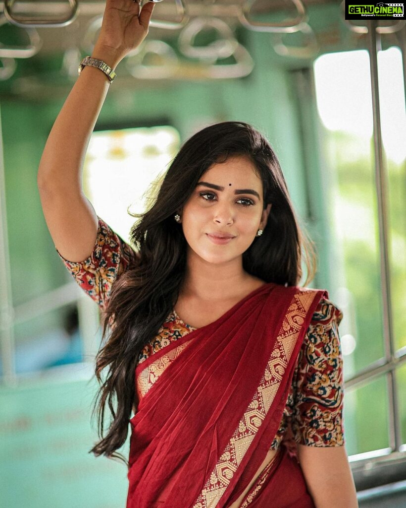 Actress Kanmani Manoharan HD Instagram Photos and Wallpapers May 2023 ...