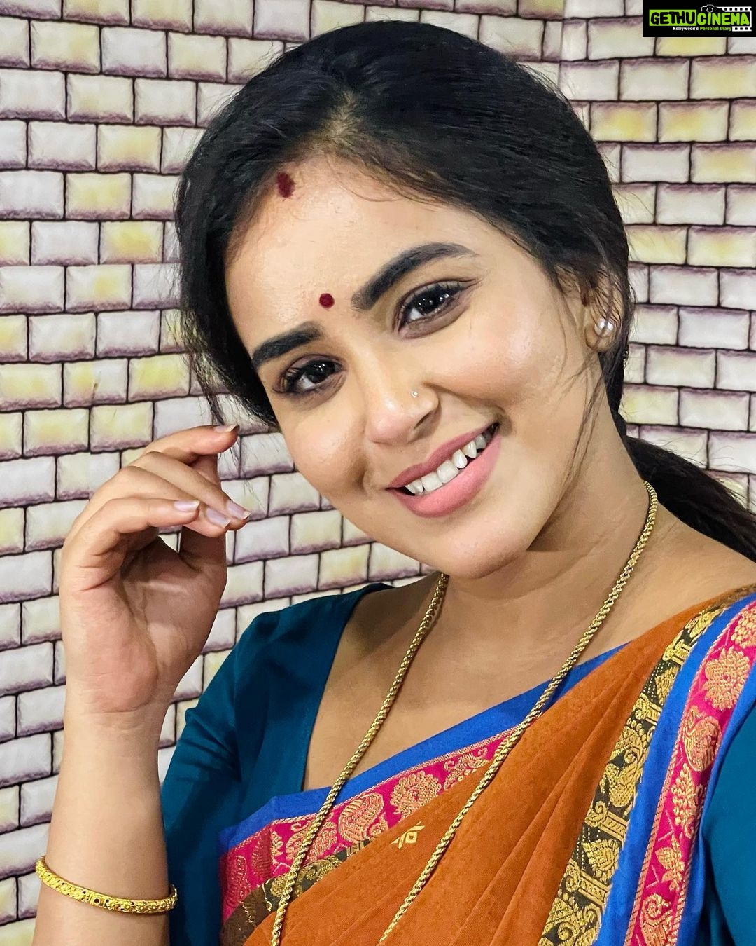 Kanmani Manoharan Instagram – #kanmanimanoharan Be kind ️ As Amutha # ...