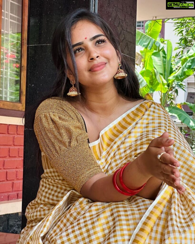 Actress Kanmani Manoharan HD Instagram Photos and Wallpapers September ...
