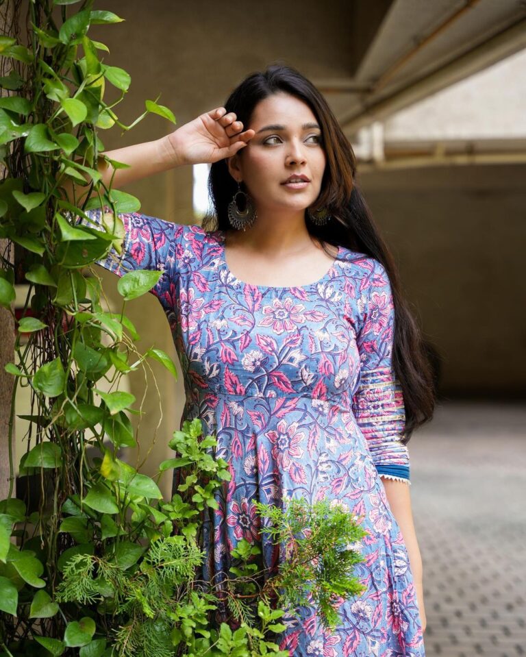Mansi Srivastava Wiki, Biography, Age, Gallery, Spouse and more
