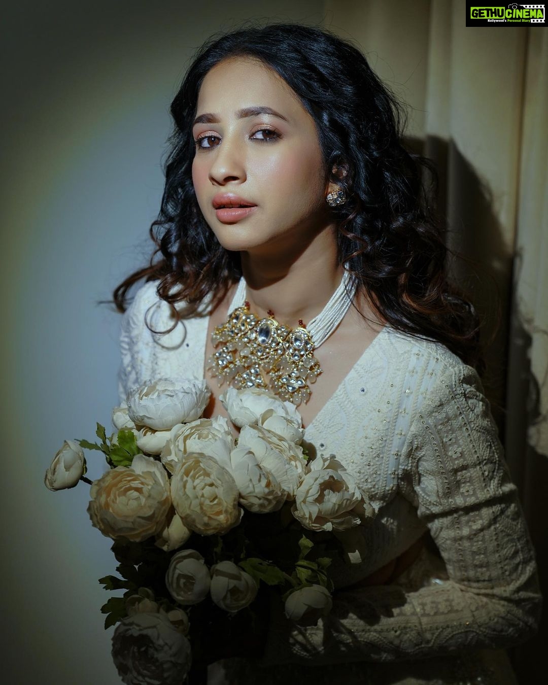 Actress Manvita Kamath HD Instagram Photos and Wallpapers June 2023 ...