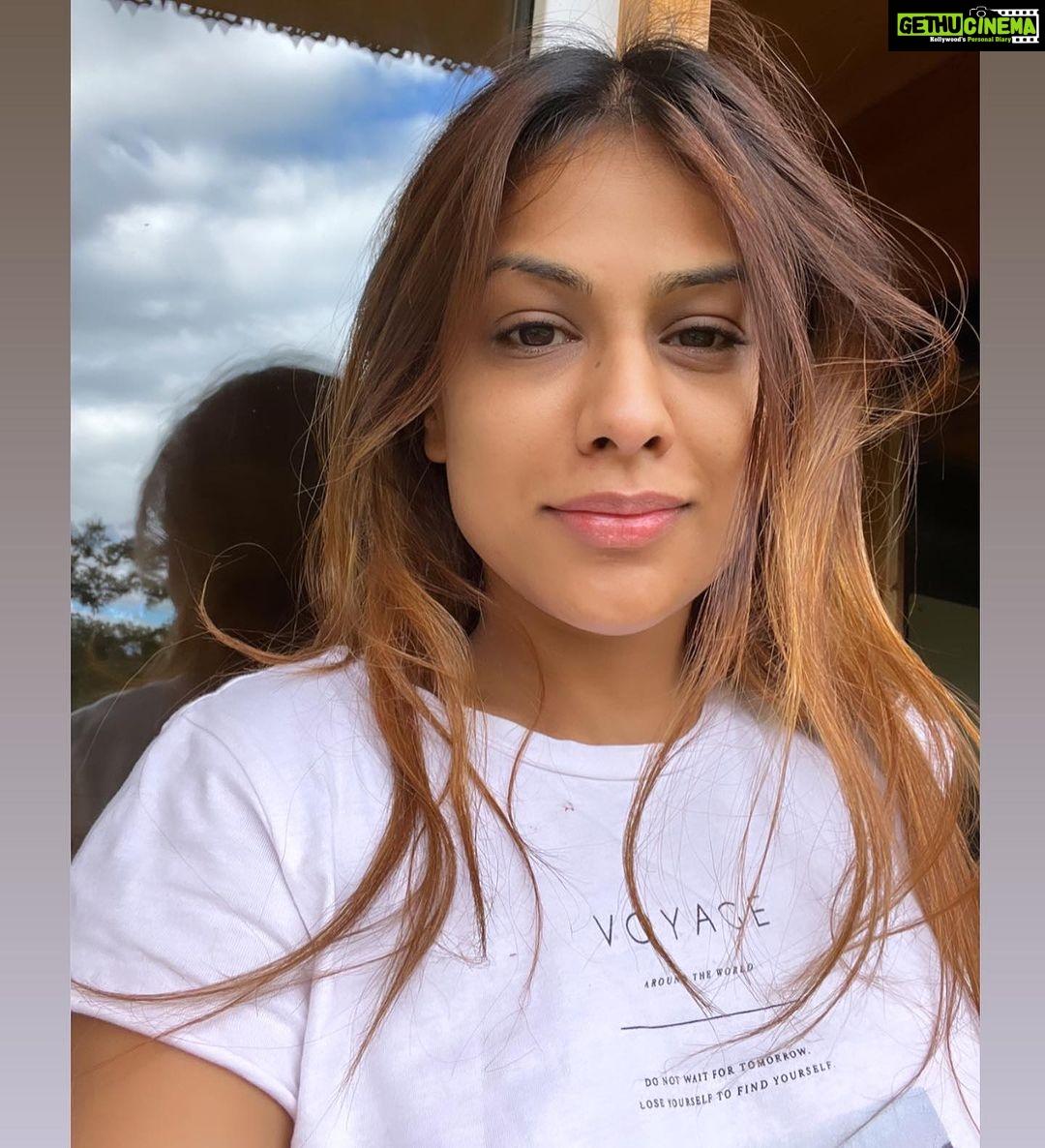 Nia Sharma Instagram – The makeup face can be deceiving But the Morning ...