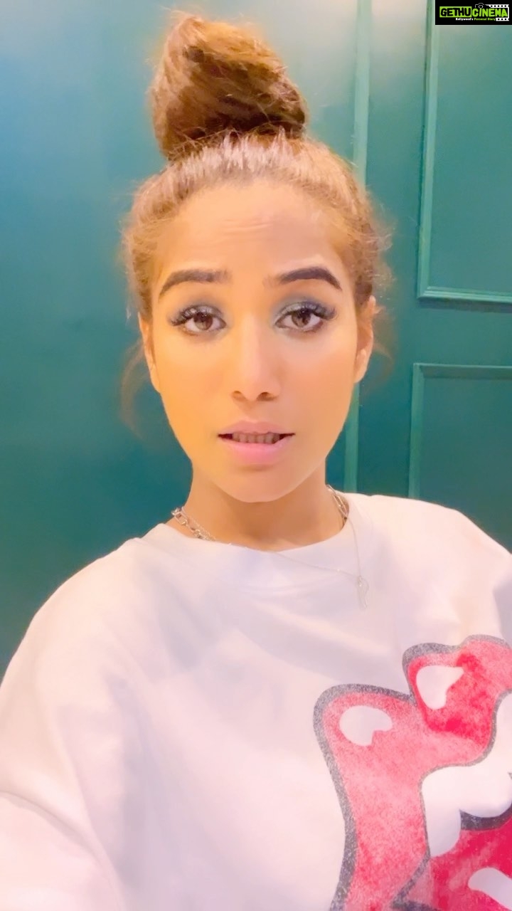 Actress Poonam Pandey HD Instagram Photos and Wallpapers June 2022 ...