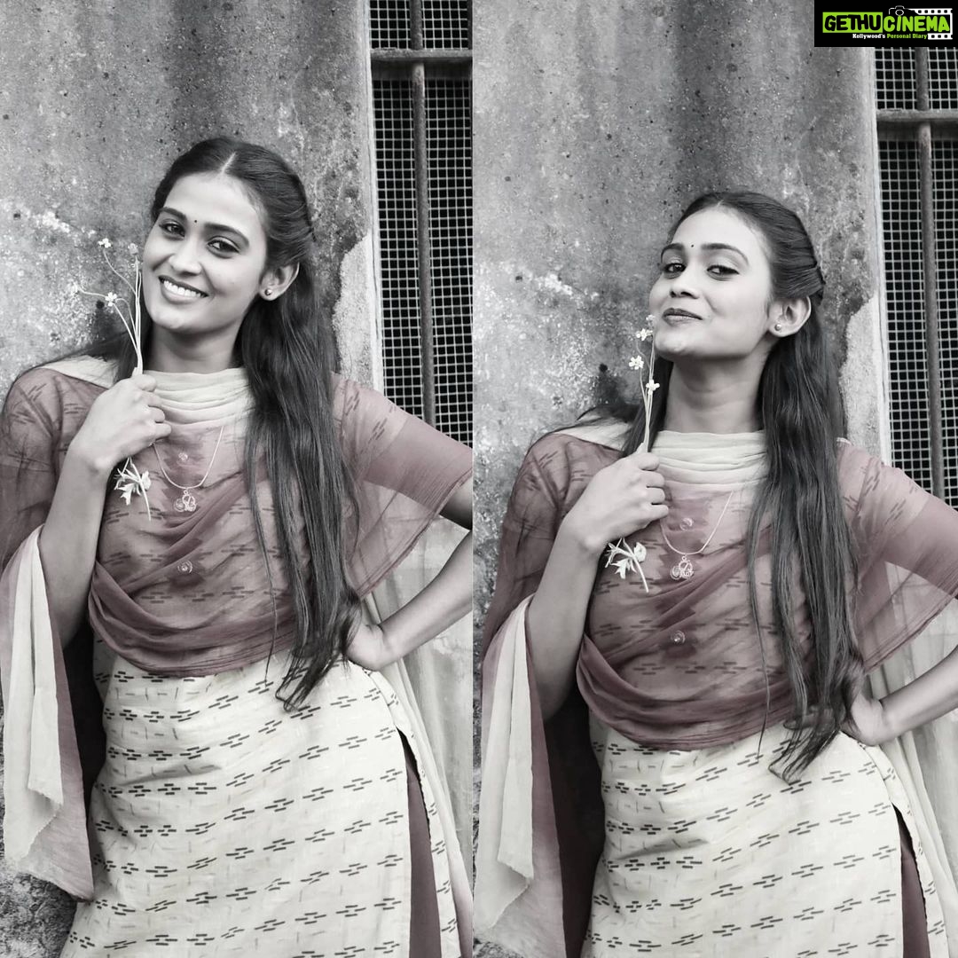 Poornima Ravi Instagram – Cuckoo! Cuckoo!!! Thatha thatha kalavetti 😁 # ...