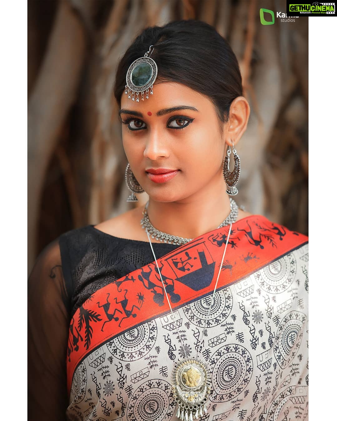 Poornima Ravi Instagram – “I always find beauty in things that are odd ...